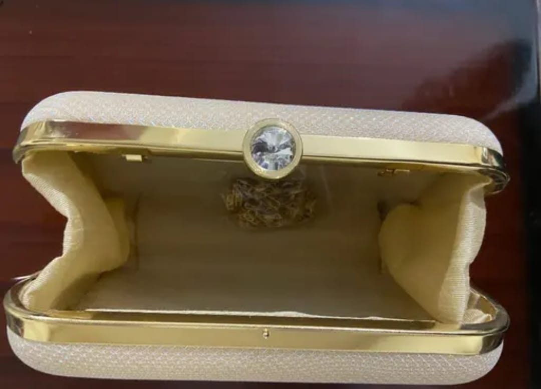 Butterfly Clutch – pinakitraditional